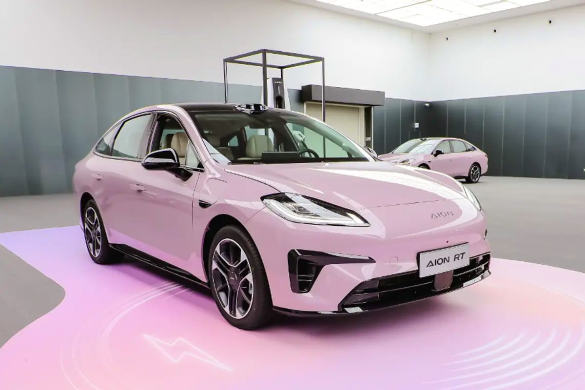 "타이칸이 1천만 원대?" 650km 달리는 중국 '전기차량의 정체'