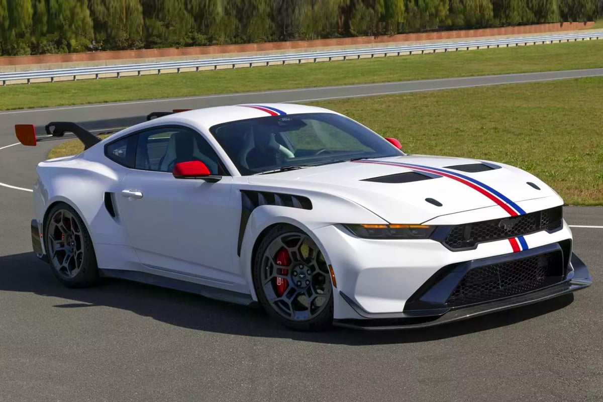 "미국 車의 자존심".. 포르쉐도 압도하는 역대급 성능의 머슬카 등장