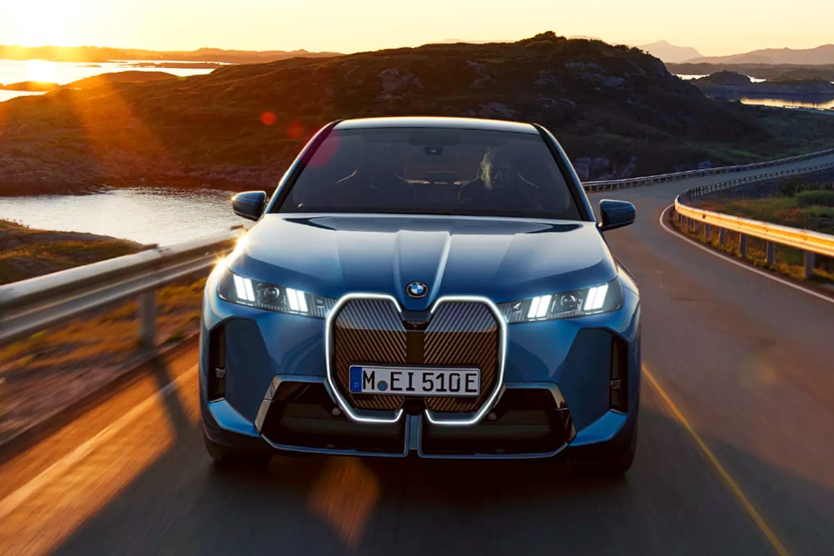 "국산차는 아직 멀었네".. 701km 달리는 프리미엄 전기 車, 국내 출시 임박