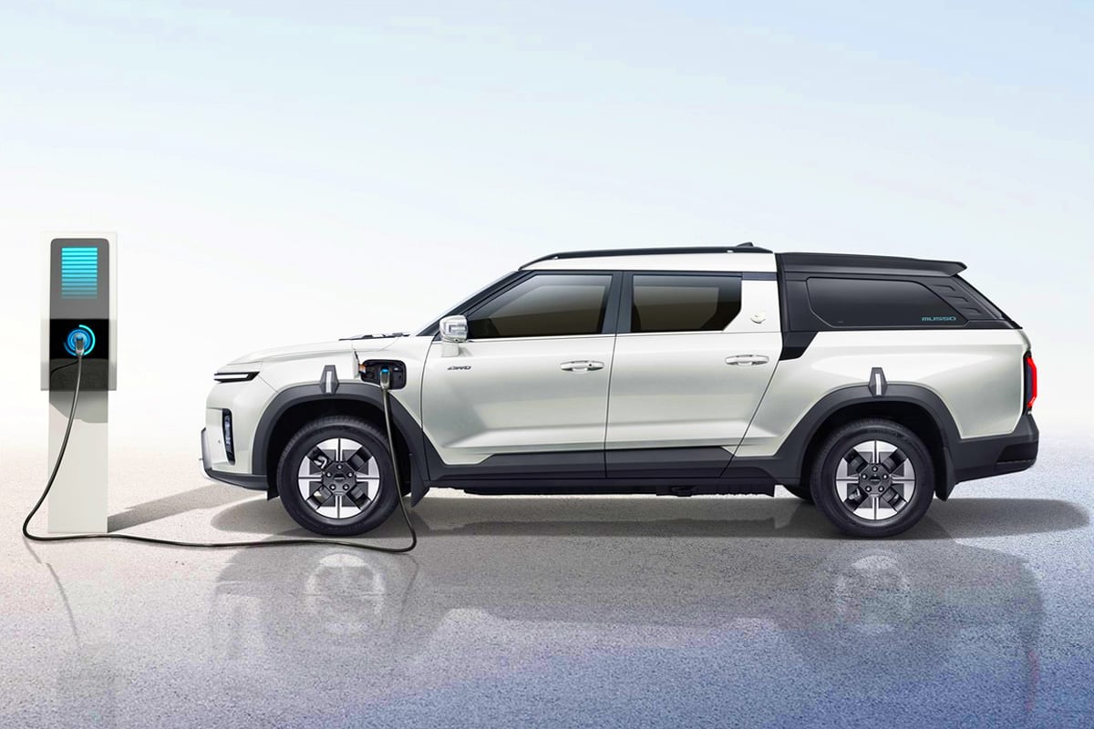 단종됐던 추억의 SUV "마침내 부활했다".. 공개된 신차에 아빠들 '시선 집중'