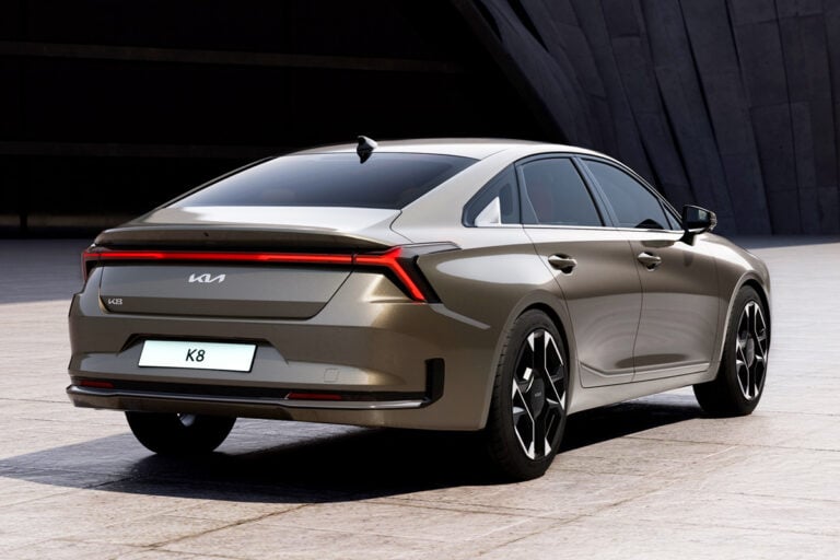 "연비 18.1km/L에 3천만 원대?".. 그랜저보다 낫다는 기아의 대표 세단