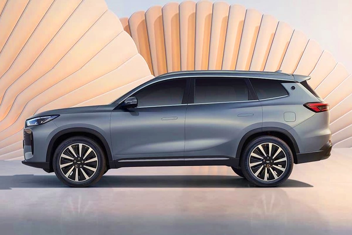 "연비 76.9km/L에 가격이 2천만 원?".. 한번에 1,400km 간다는 하이브리드 SUV 등장