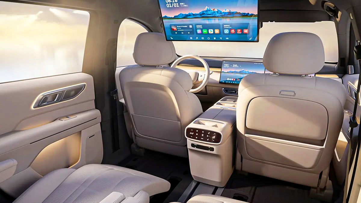 "팰리세이드급에 연비가 24.4km/L"... 역대급 가성비의 '3천만 원대' 대형 SUV