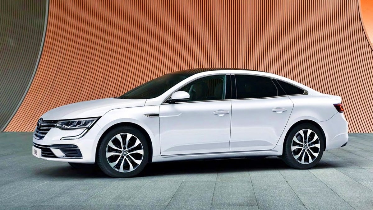 "신차 가격이 2,327만 원?"... 아반떼보다 저렴한 국산 중형 세단의 정체는?