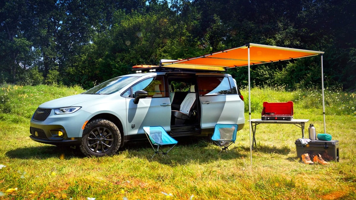 "국산차는 상대도 안 되죠"... 659마력·509km 가는 전기 SUV, 마침내 국내 출시