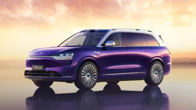 "한 번 충전에 1,400km"... 제네시스 잡는다는 역대급 플래그십 SUV 등장